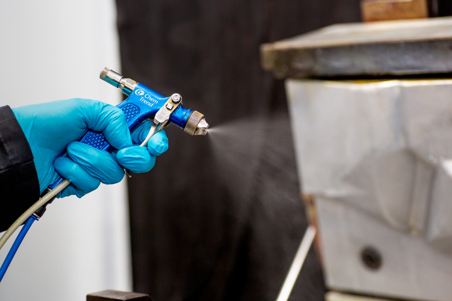 Understanding Mold Release Agents Types and Applications – Chem-Trend ...
